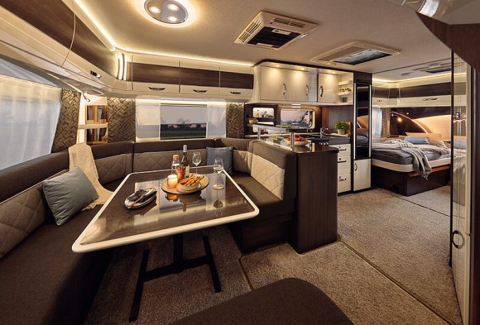 CarGO! Pomorze | Przyczepa kempingowa HOBBY Prestige 620 CL 2024